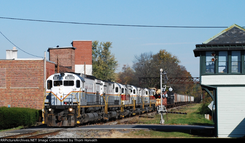 DL PT 98 approaches the Analomink Street grade crossing @ 10;45 AM
